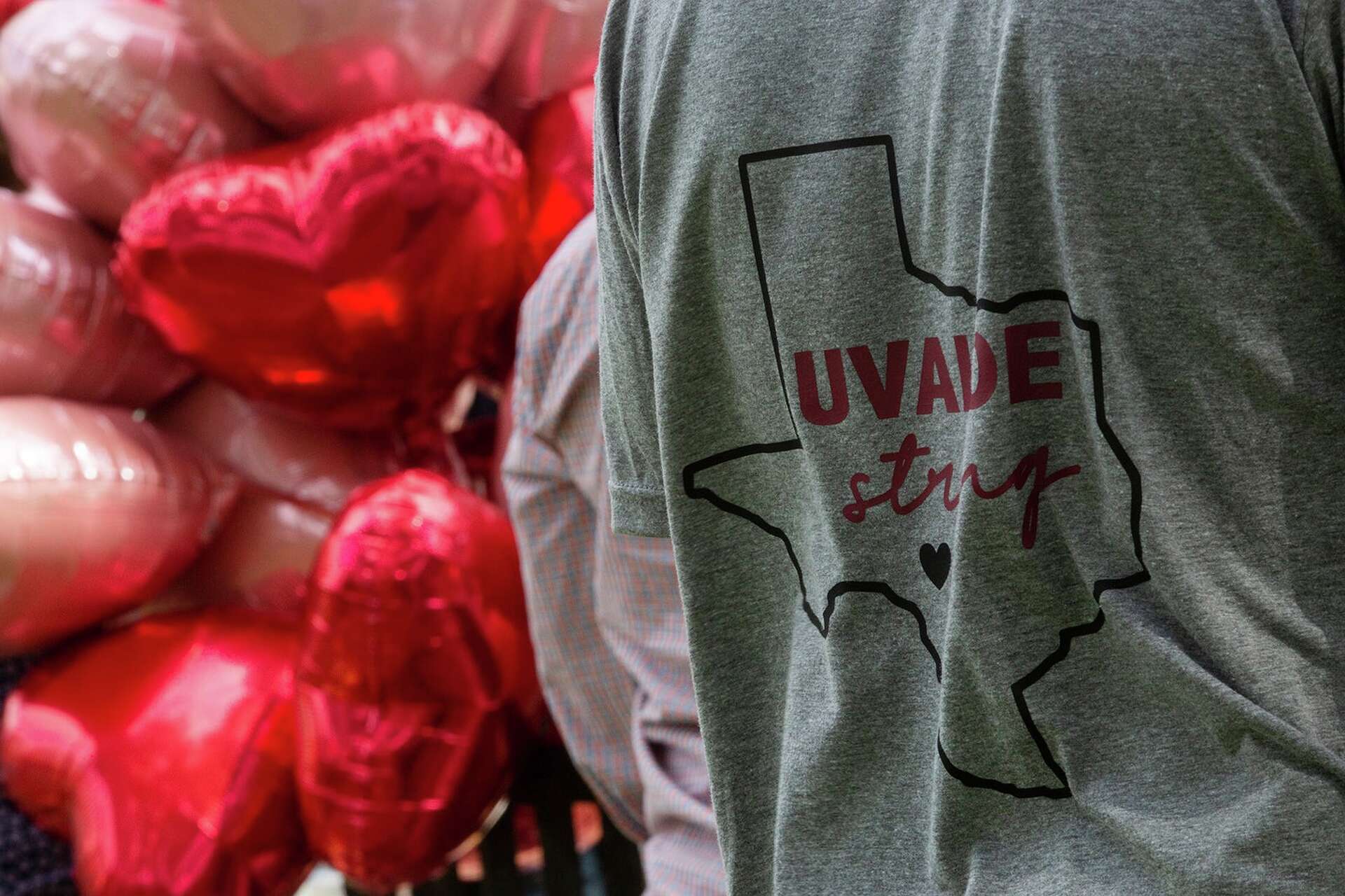 74 minutes, 8 seconds: Inside the police response to the Uvalde shooting