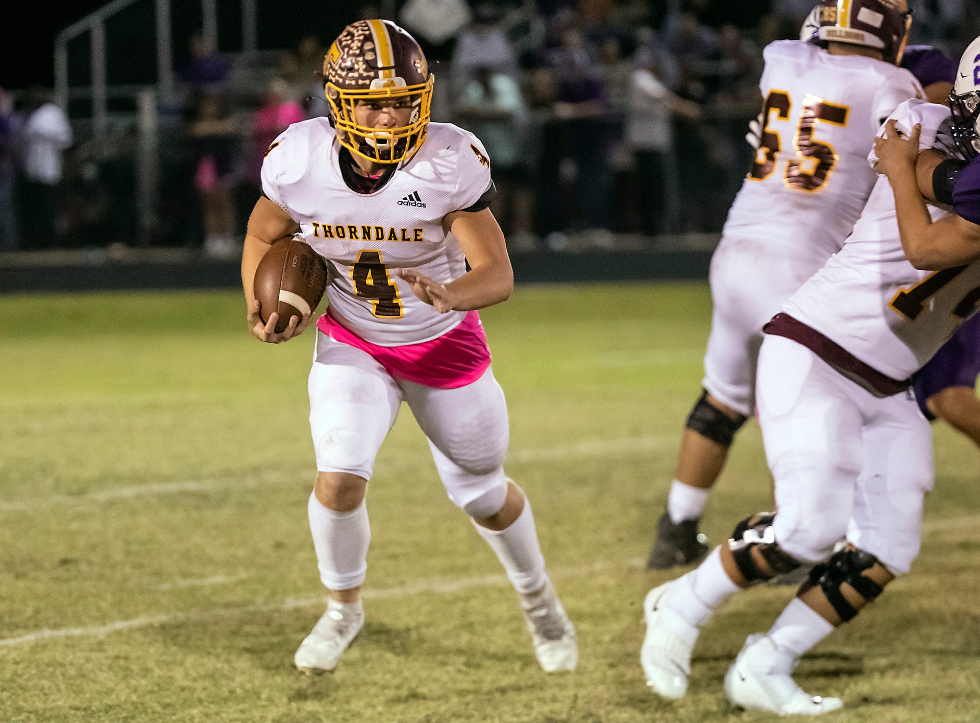 Thorndale football defeats Thrall in backyard rivalry