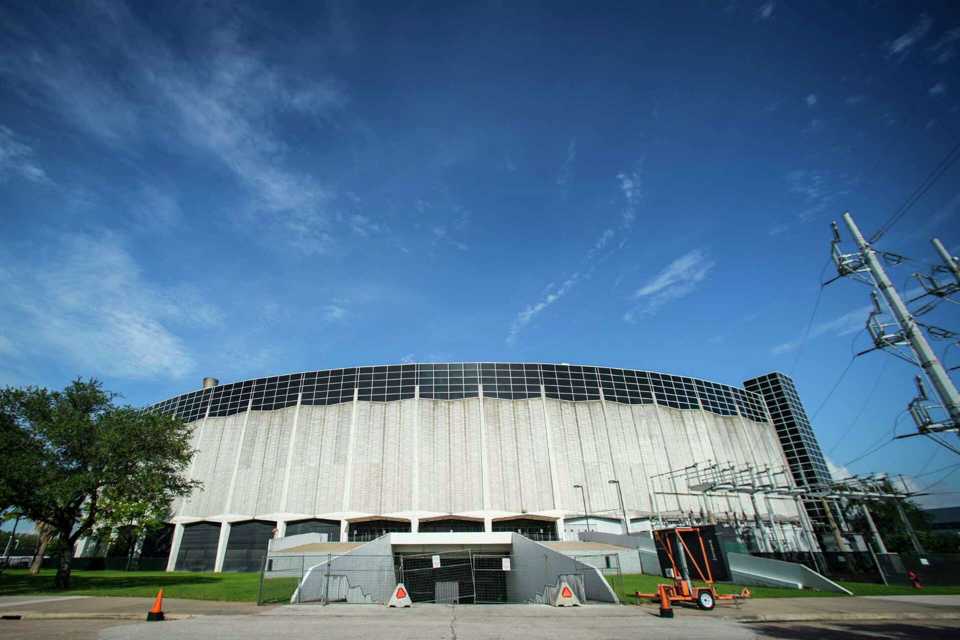 Astrodome has reached a breaking point 60 years after it opened