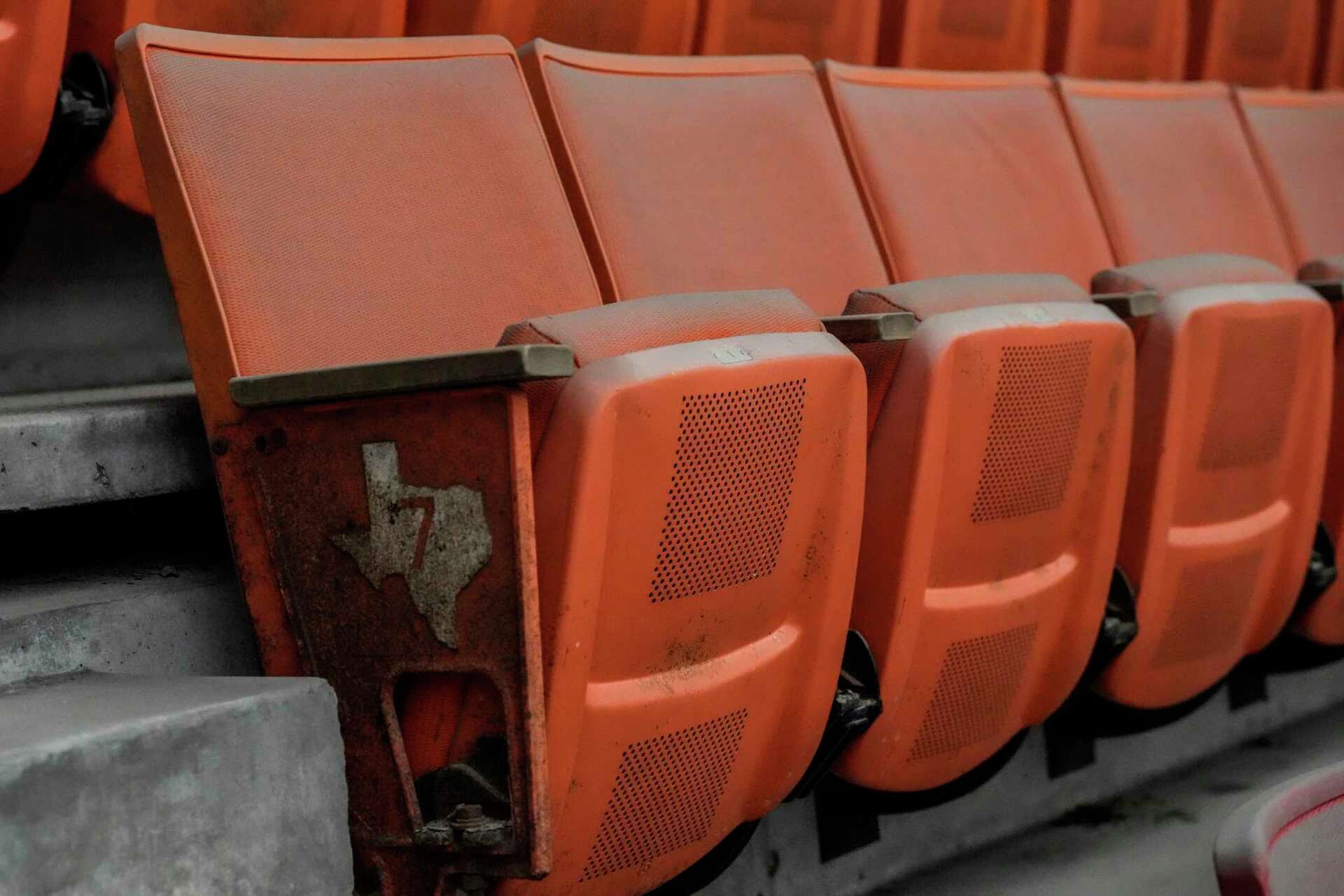 Astrodome has reached a breaking point 60 years after it opened