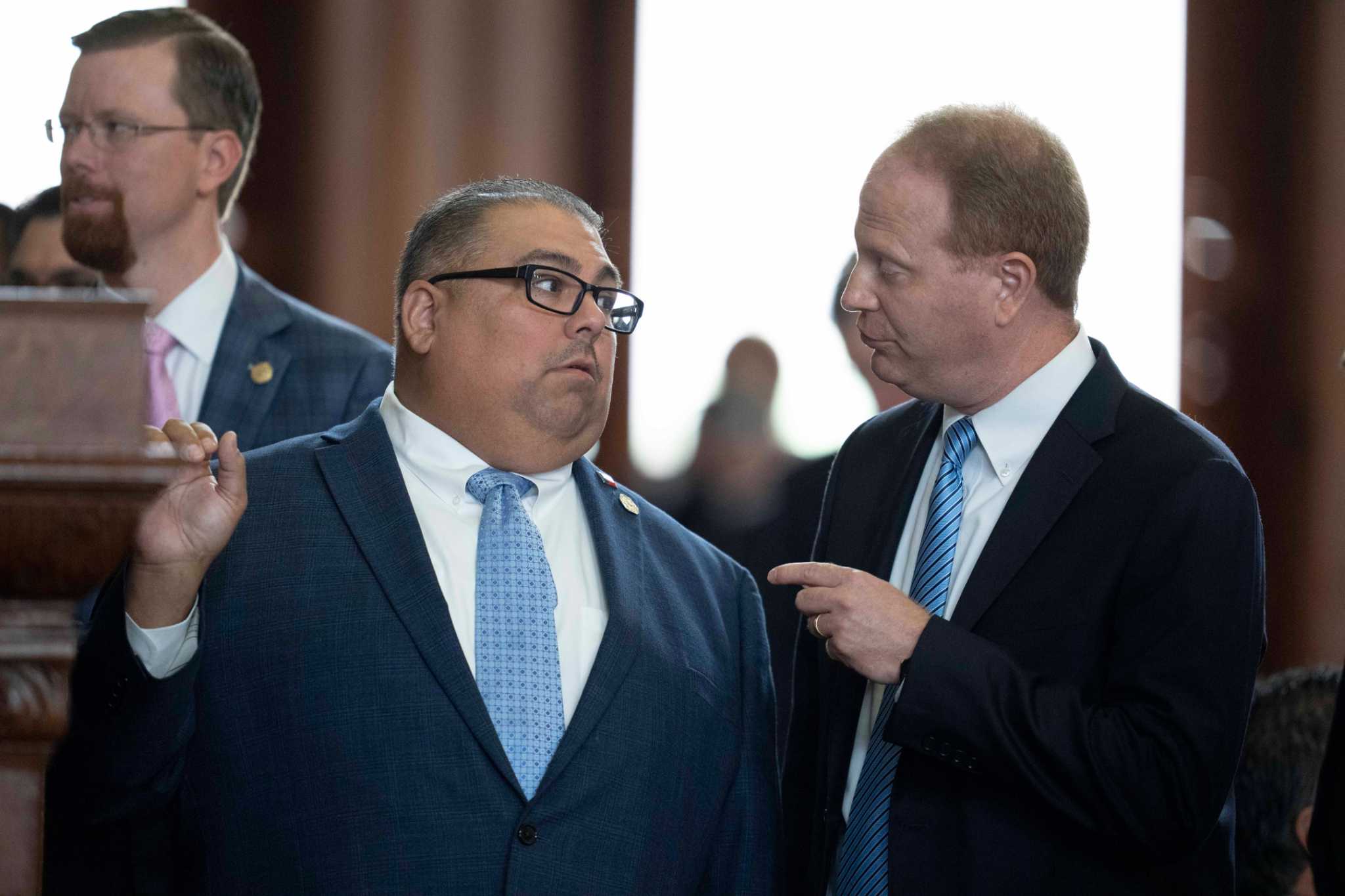 Texas Rep. Ryan Guillen switches to Republican Party