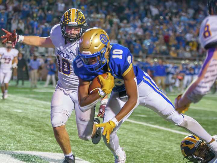 Michael Terry III, 2025 5-star, commits to Texas football over Nebraska