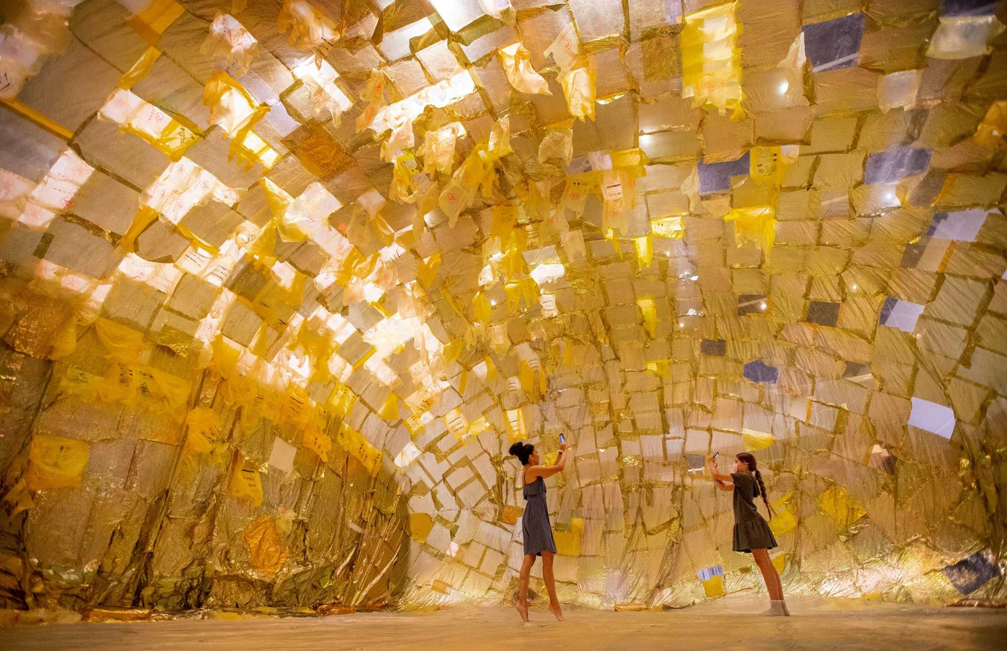 What to know before visiting Wonderspaces Austin art exhibit and bar