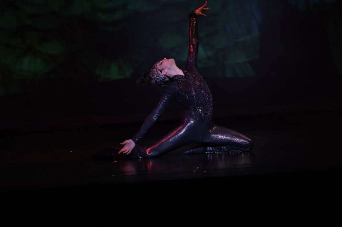 Bellydance Superstars brings world of dance to The Egg