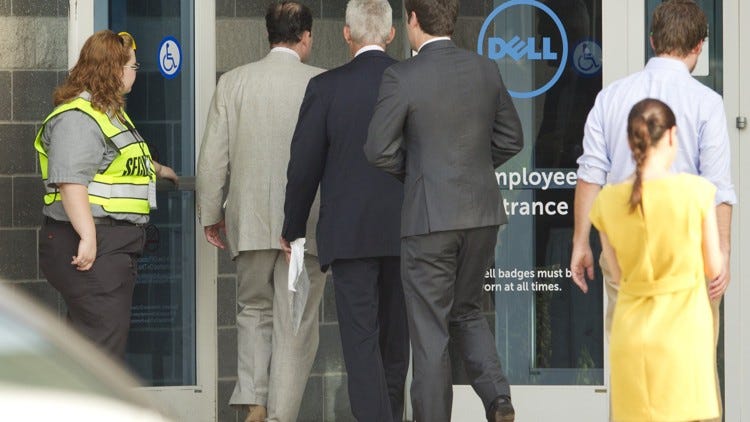 Dell founder ups ante in buyout fight