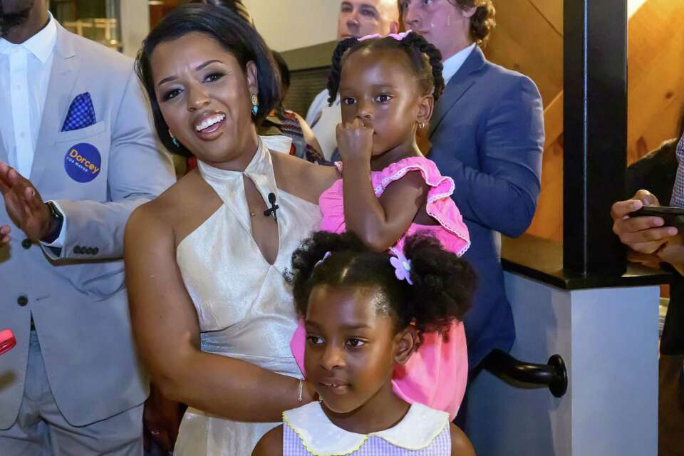 Dorcey Applyrs wins Democratic primary for Albany mayor