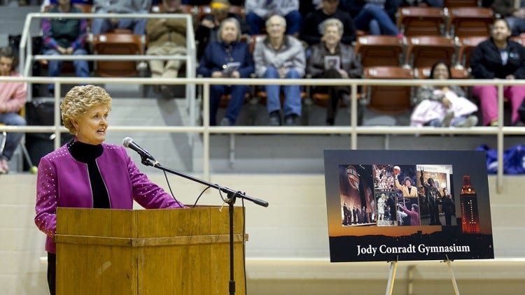 Town comes together to honor one of its own: Jody Conradt