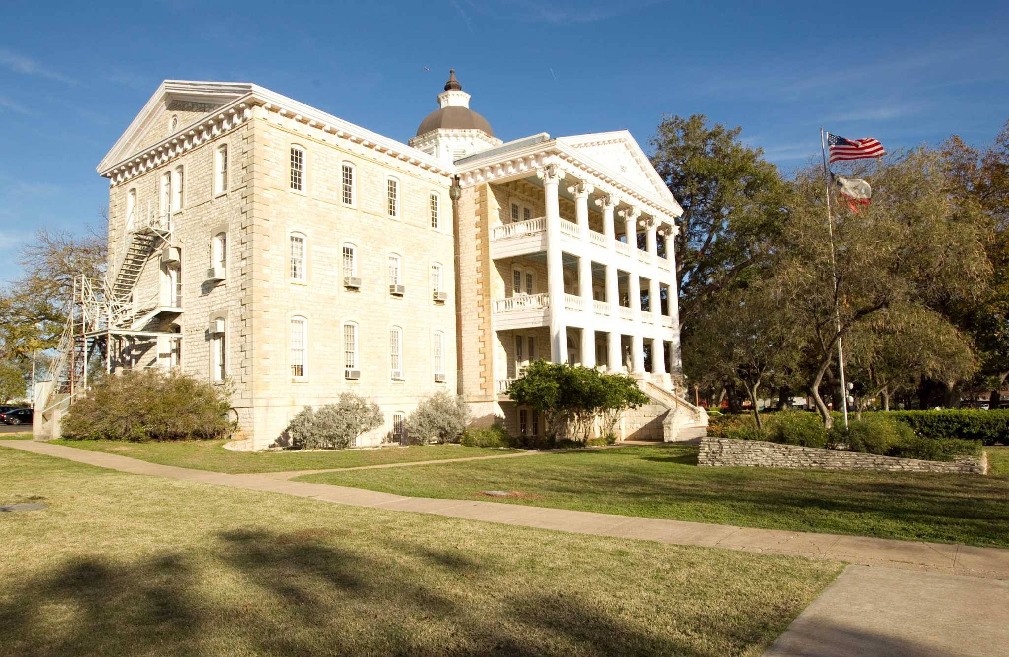 Opinion: Building a newer, bigger Austin State Hospital is not enough