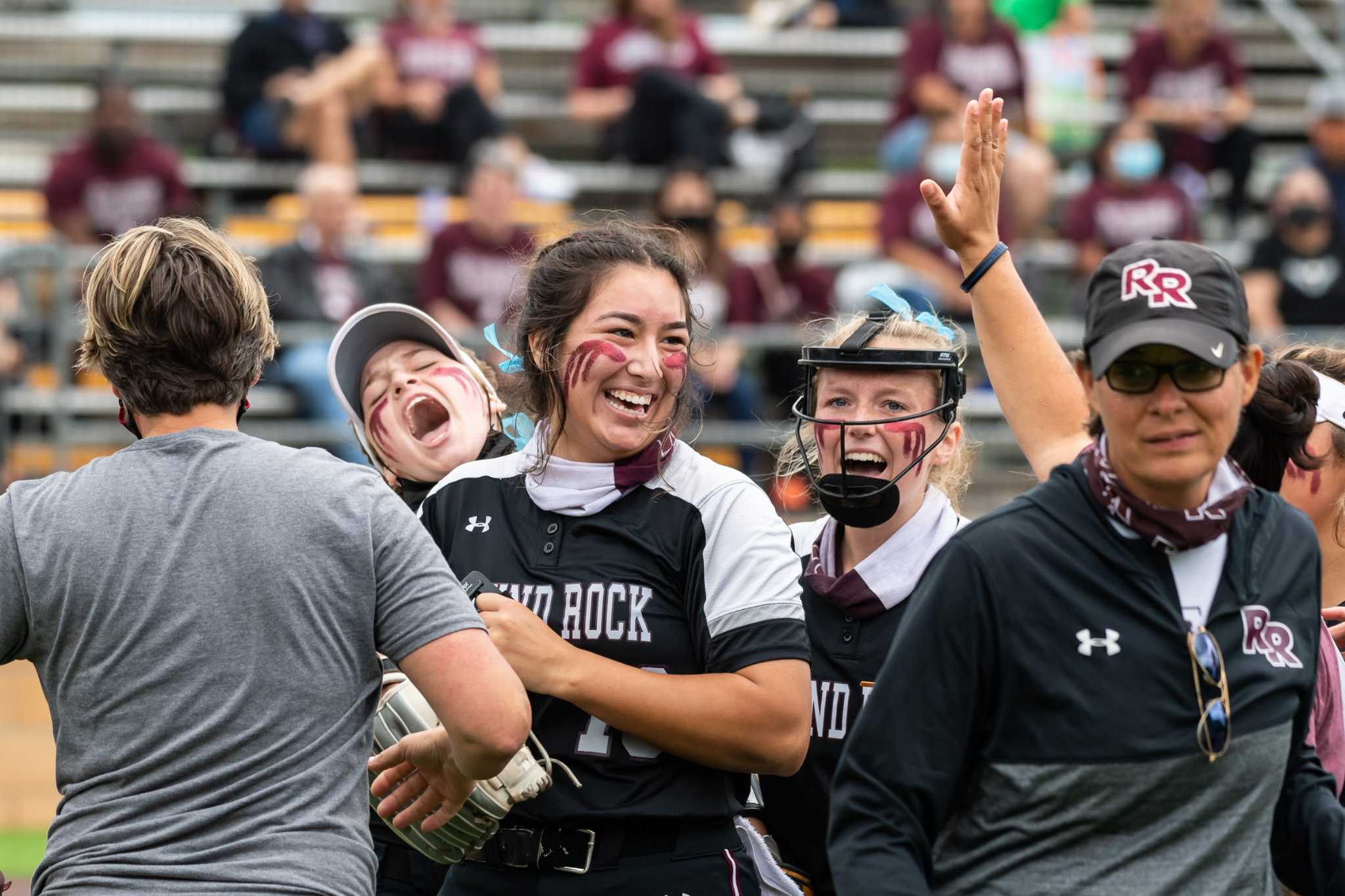 Round Rock softball weathers rain delays, Austin High in playoff sweep