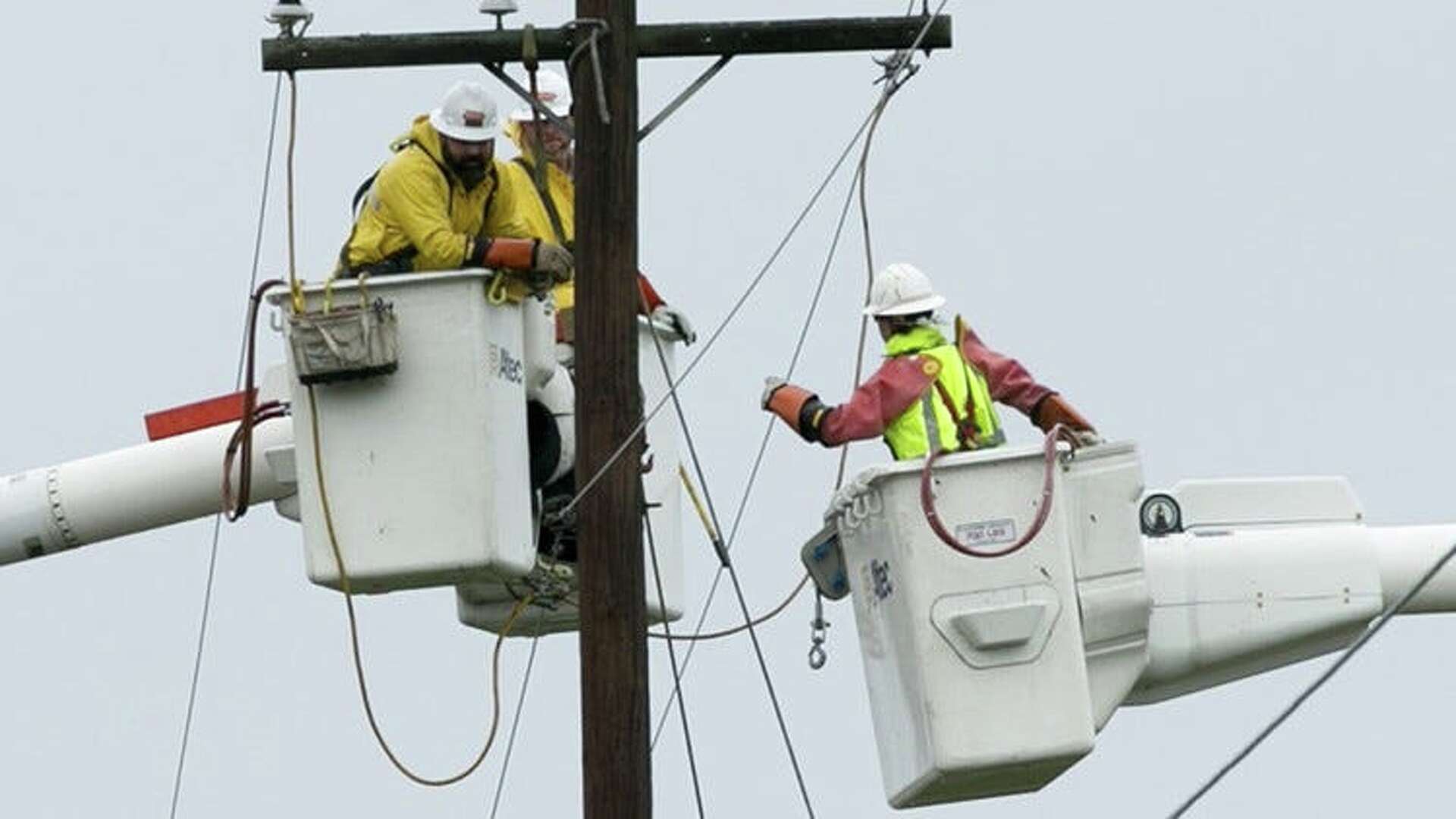 Austin Energy unveils $735M 10-year grid resiliency plan