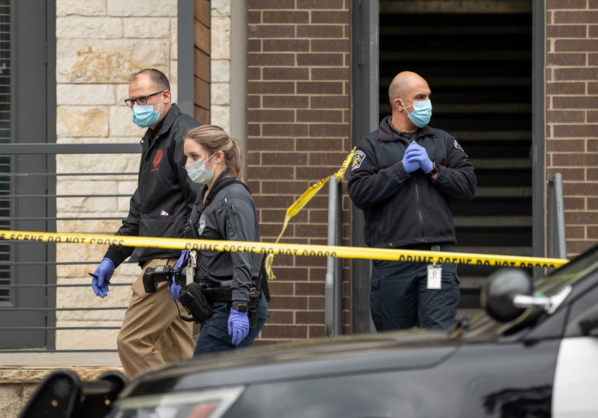 Police face city's 78th homicide: Man found in North Austin stairwell