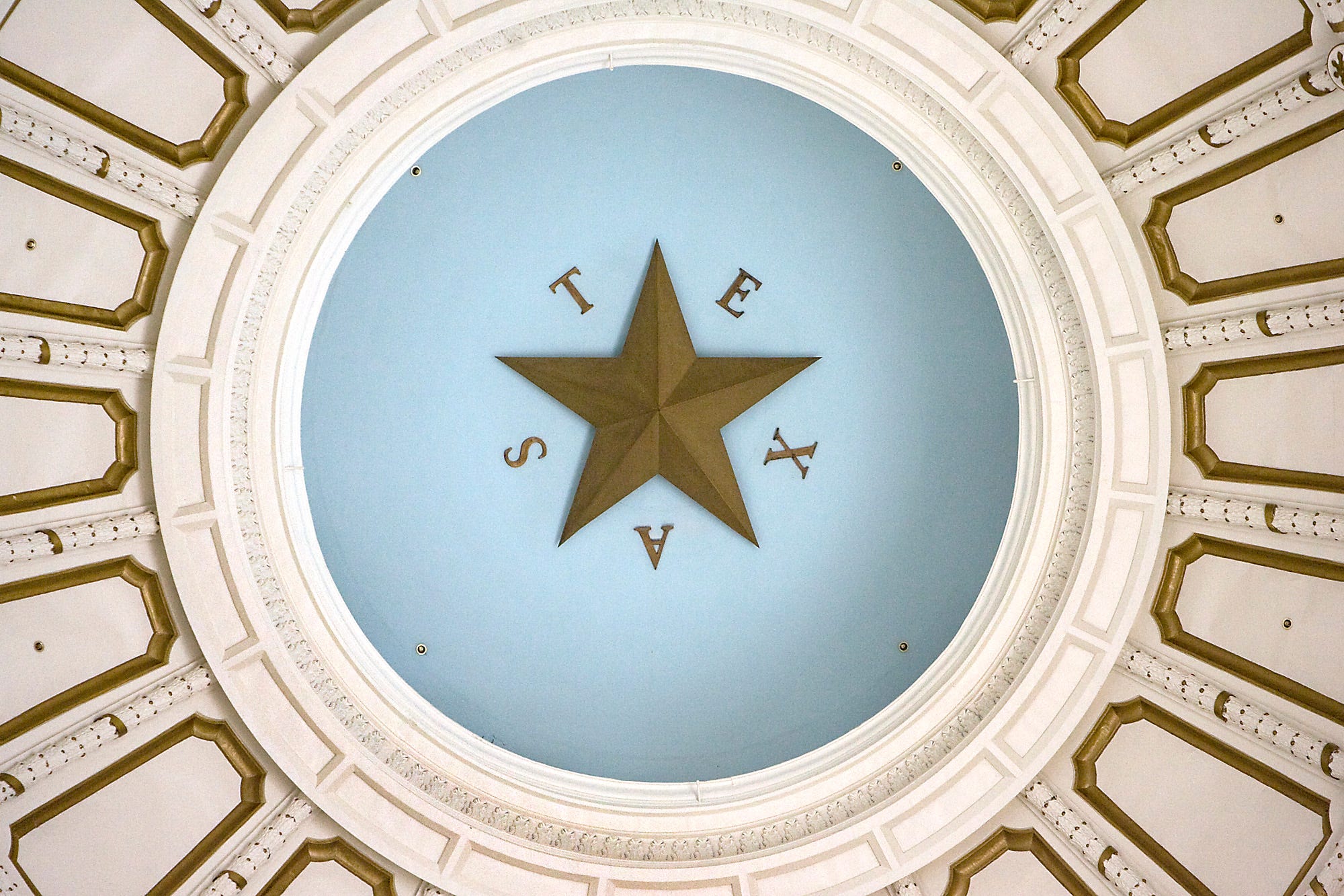 Shining a light on government brings Texans together | Opinion