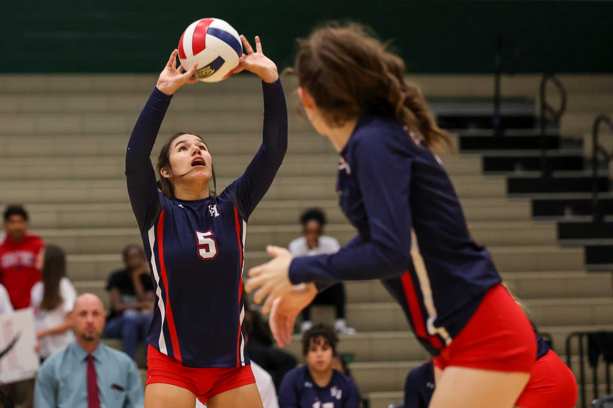 East View defeats Ann Richards in first round of volleyball playoffs