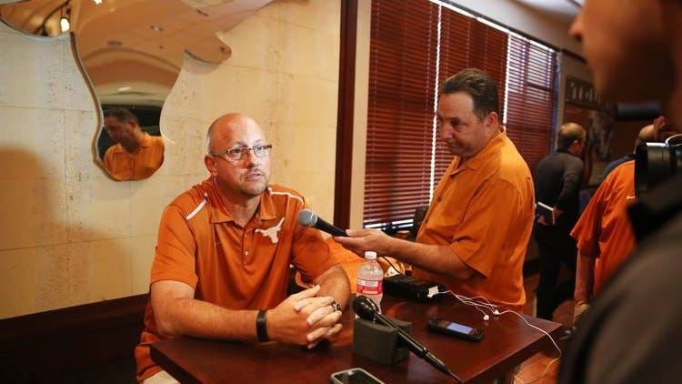 Jeff Traylor’s son leaves Texas A&M, joins Texas staff