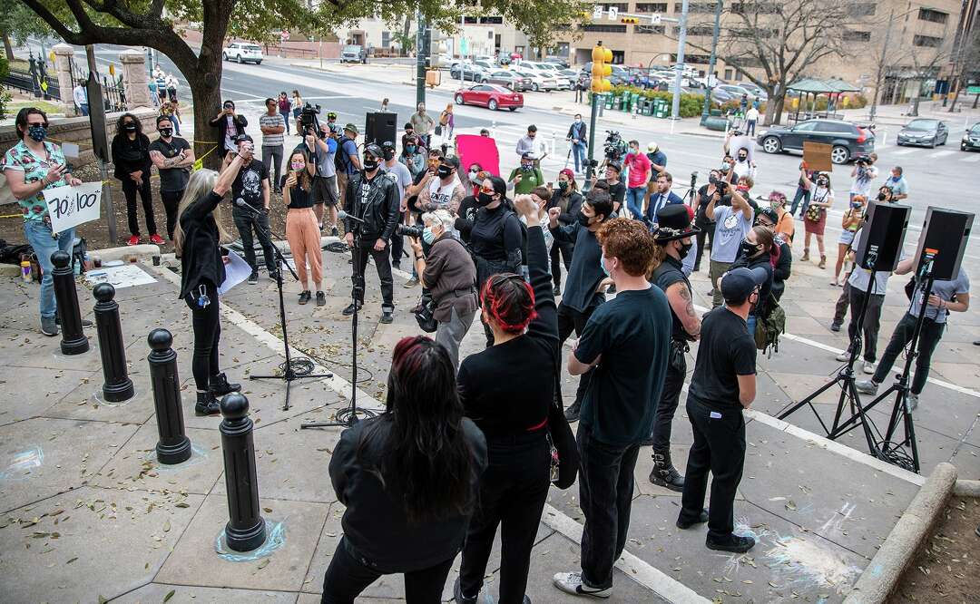 Watch replay: Austin mask mandate hearing held today