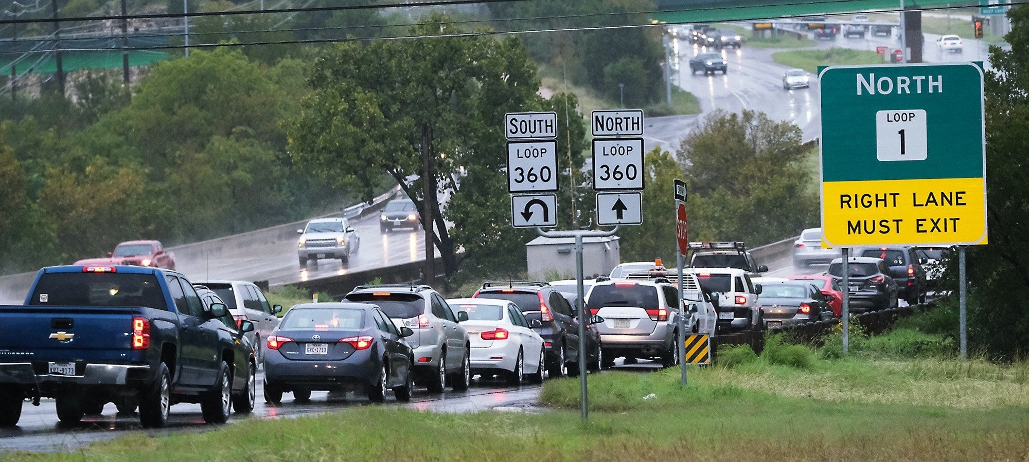 Austin MoPac road-rage clip goes viral after window smash