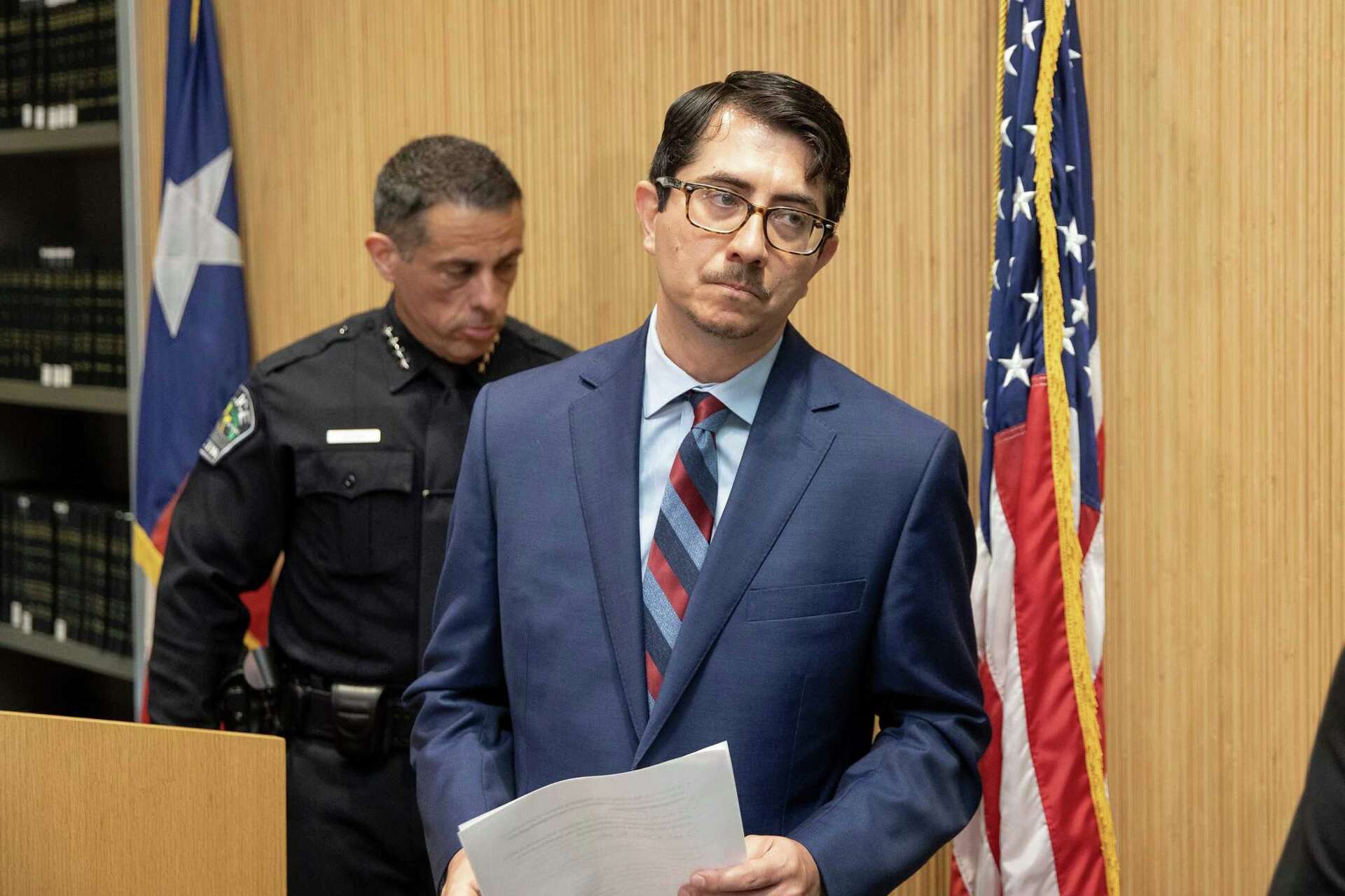 Case against Austin police officer dismissed after DA says prosecutor ...