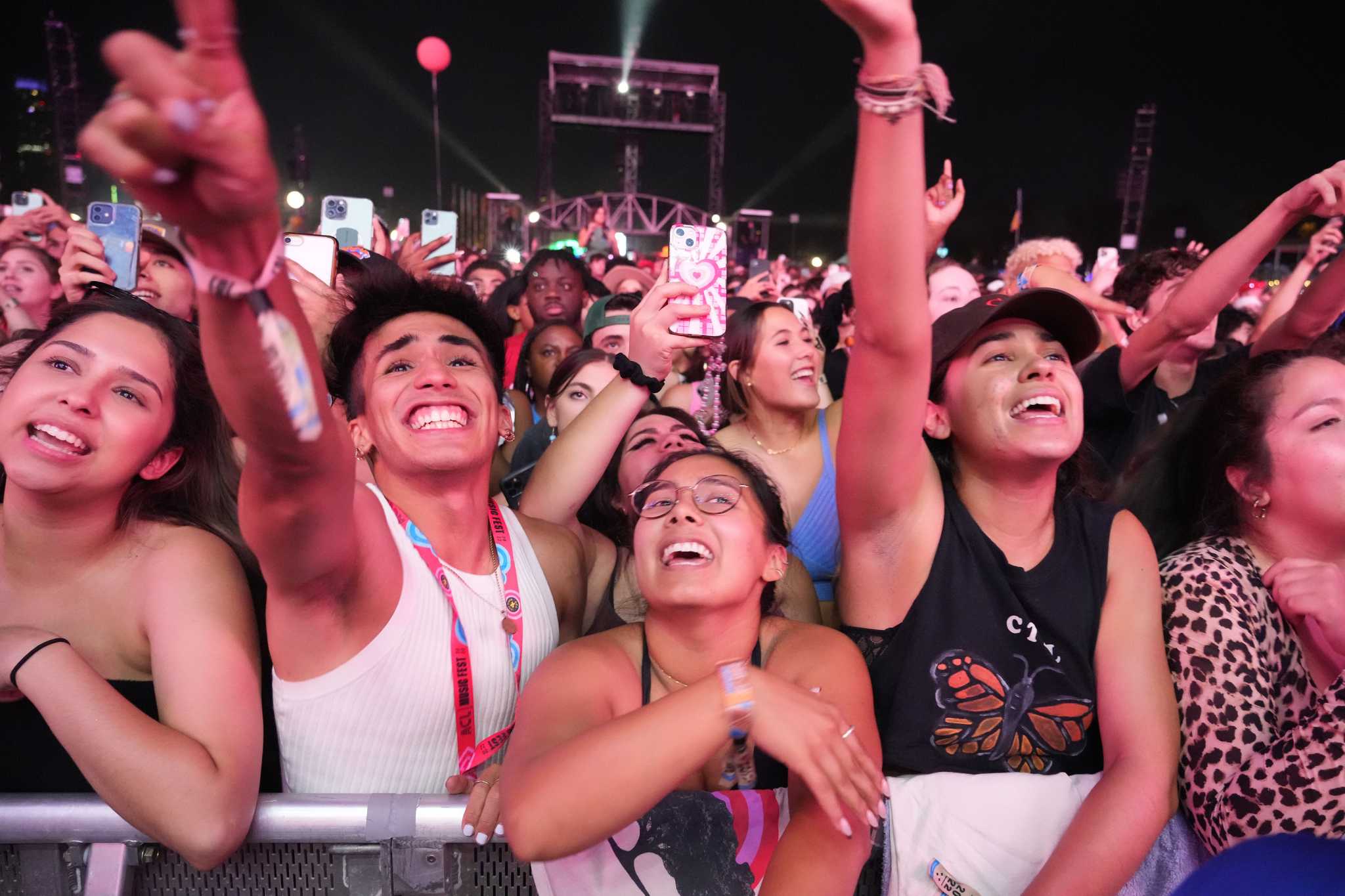 ACL Fest 2022 Weekend 1 kicks off, see the photos