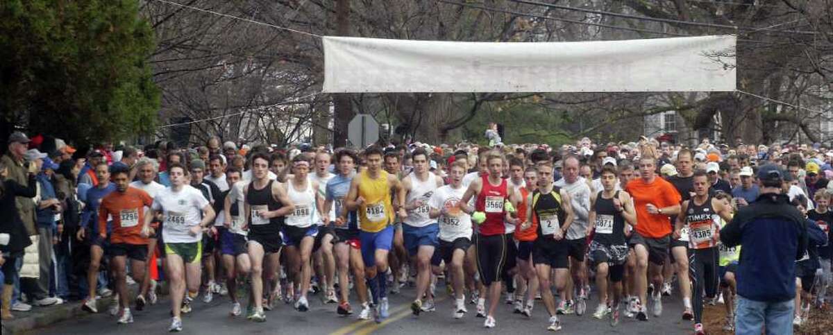 Thousands will participate in Pequot Running Club's Thanksgiving Day race
