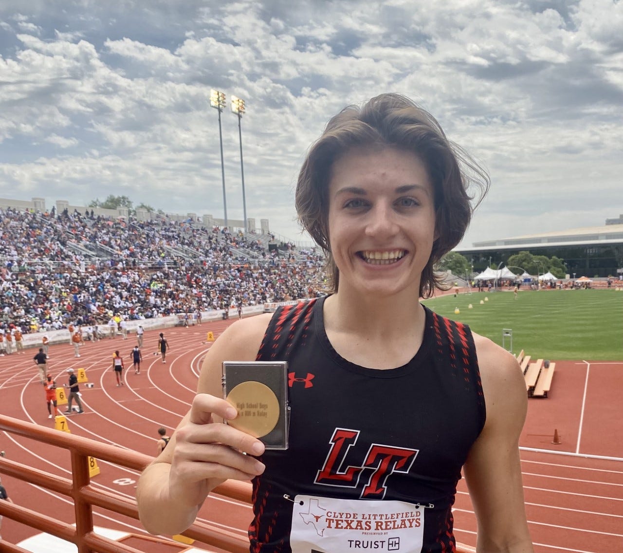 Faces off the field: Meet Noah Wood, junior sprinter at Lake Travis