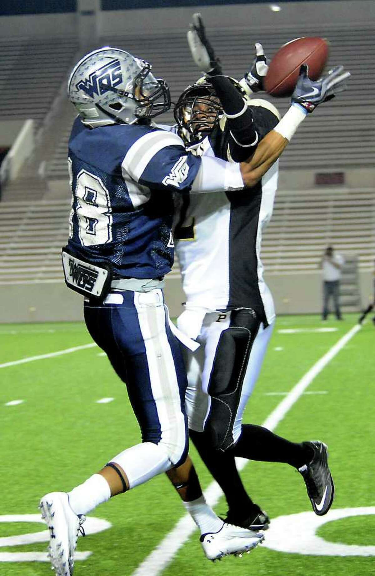 West Orange-Stark football team keeps following Garrett's dream
