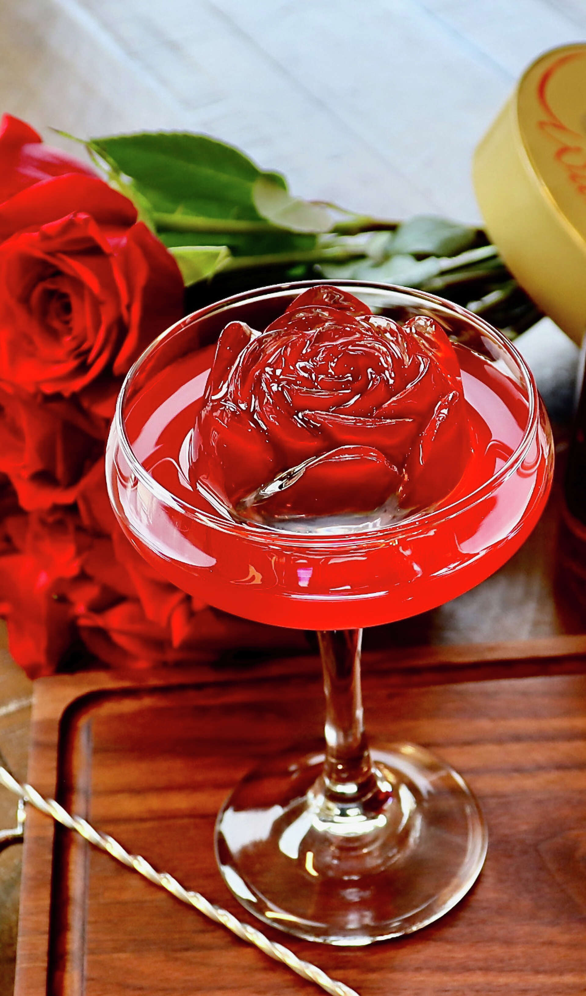 San Antonio family crafts clear ice cubes for bars, restaurants