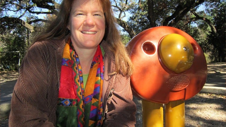 Neighbors are talkng trash about Little Stacy Park's Talking Bob ...