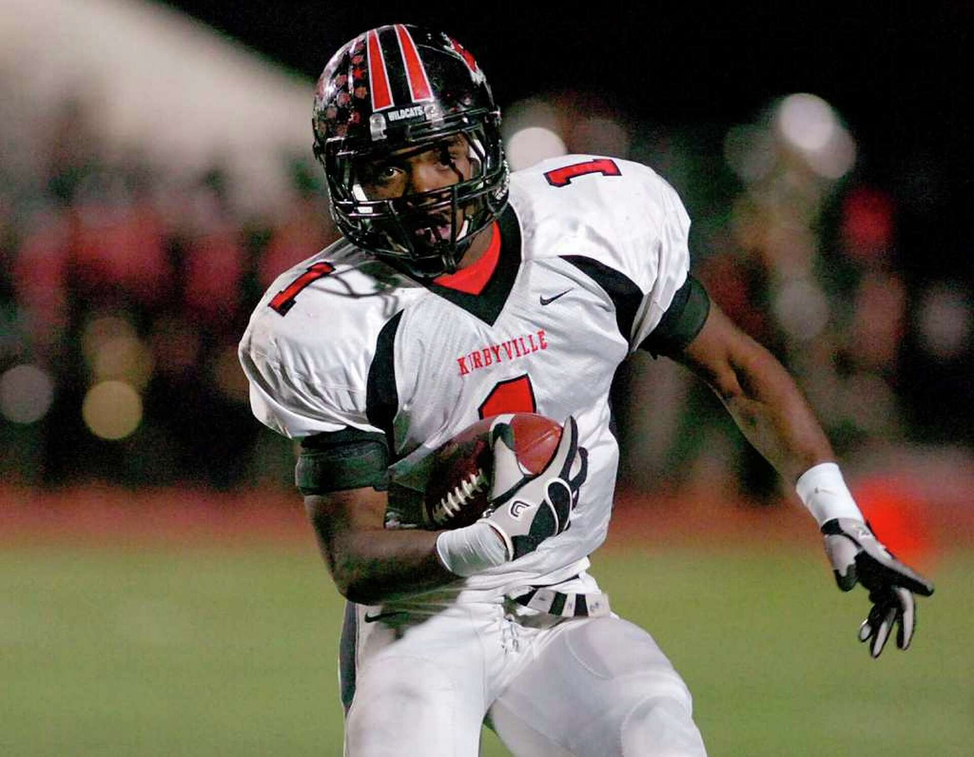 Kirbyville football team wins second-round playoff game