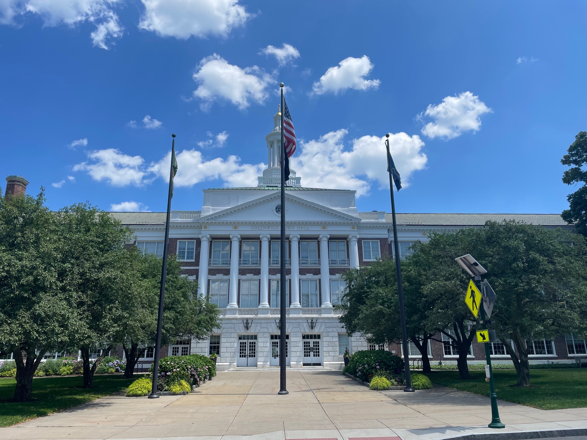 Greenwich resident apologizes for removing flag from display