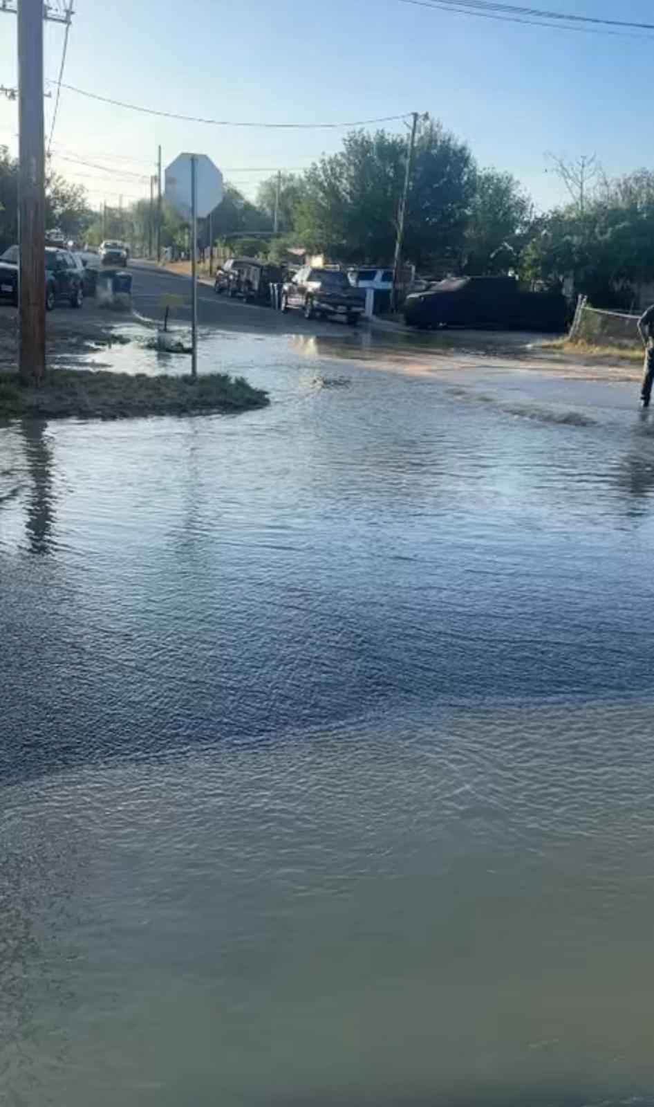 Water main break in Laredo floods streets and disrupts service