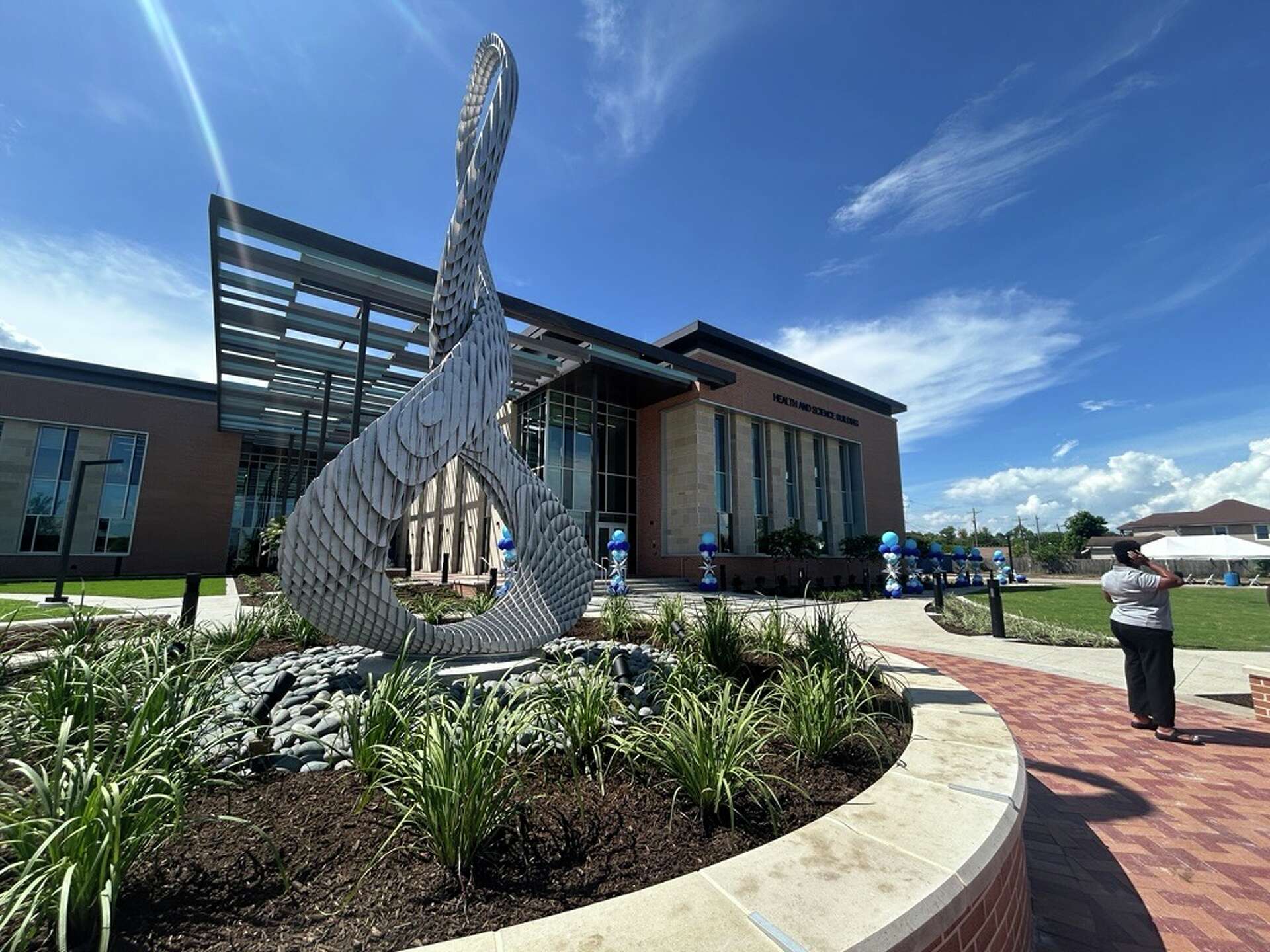 Lamar State College Port Arthur opens Health and Sciences building