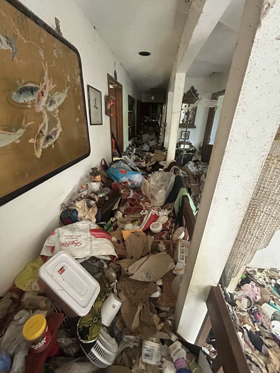 CT woman who died in trash-filled house didn’t ask for help: Report