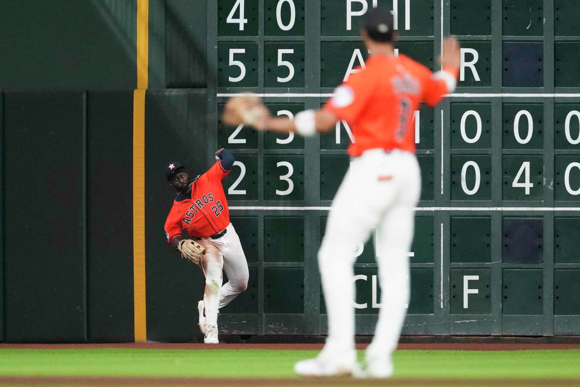Houston Astros hit pair of three-run homers to beat Chicago Cubs