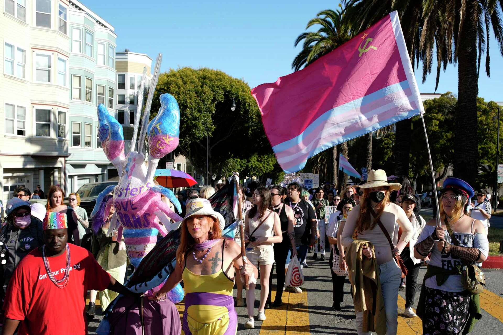 SF Trans March: Thousands kick off Pride Weekend with ‘queer joy’