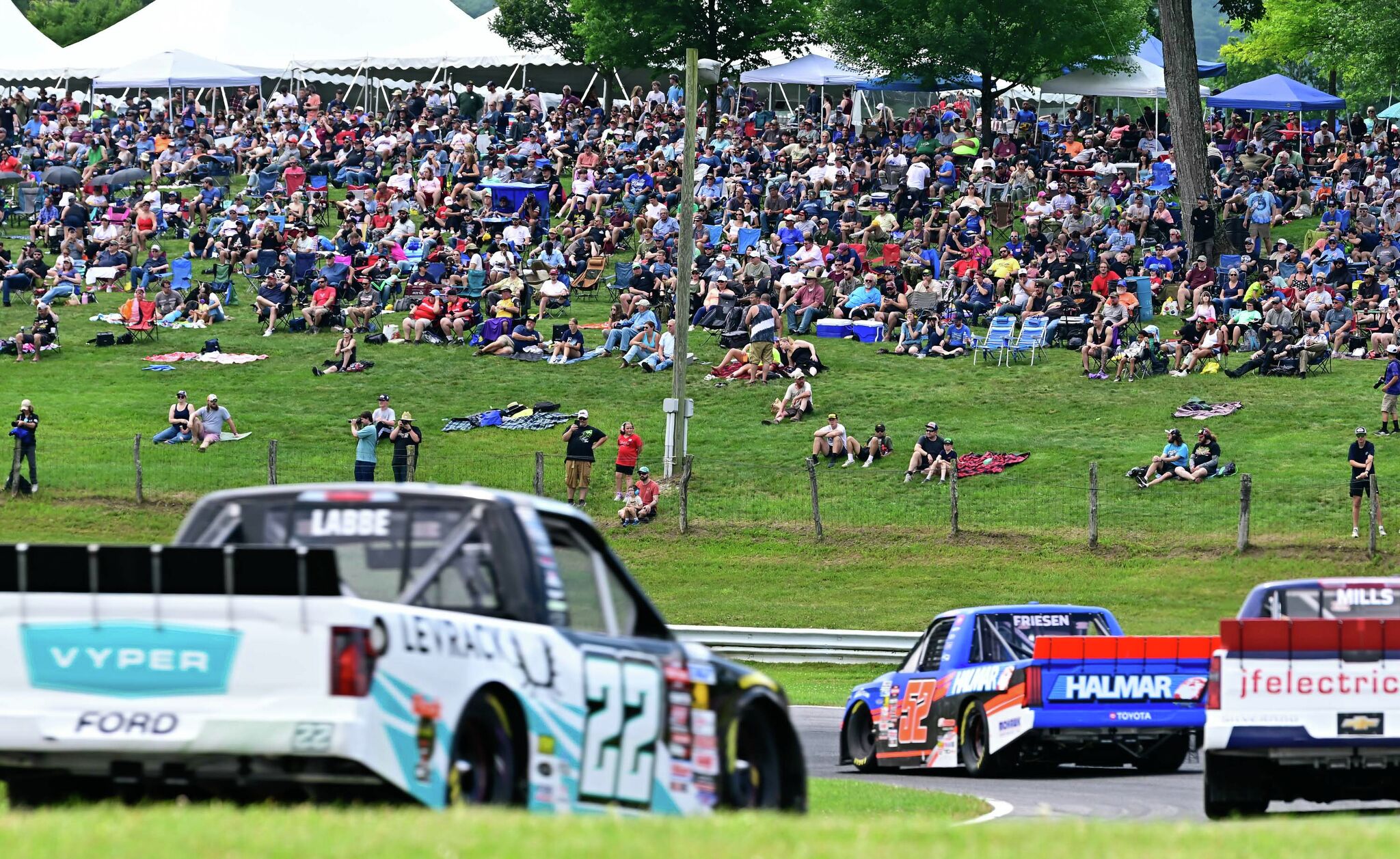 New Haven chef opens Cast Iron Chef Pizza & Bar in Seymour