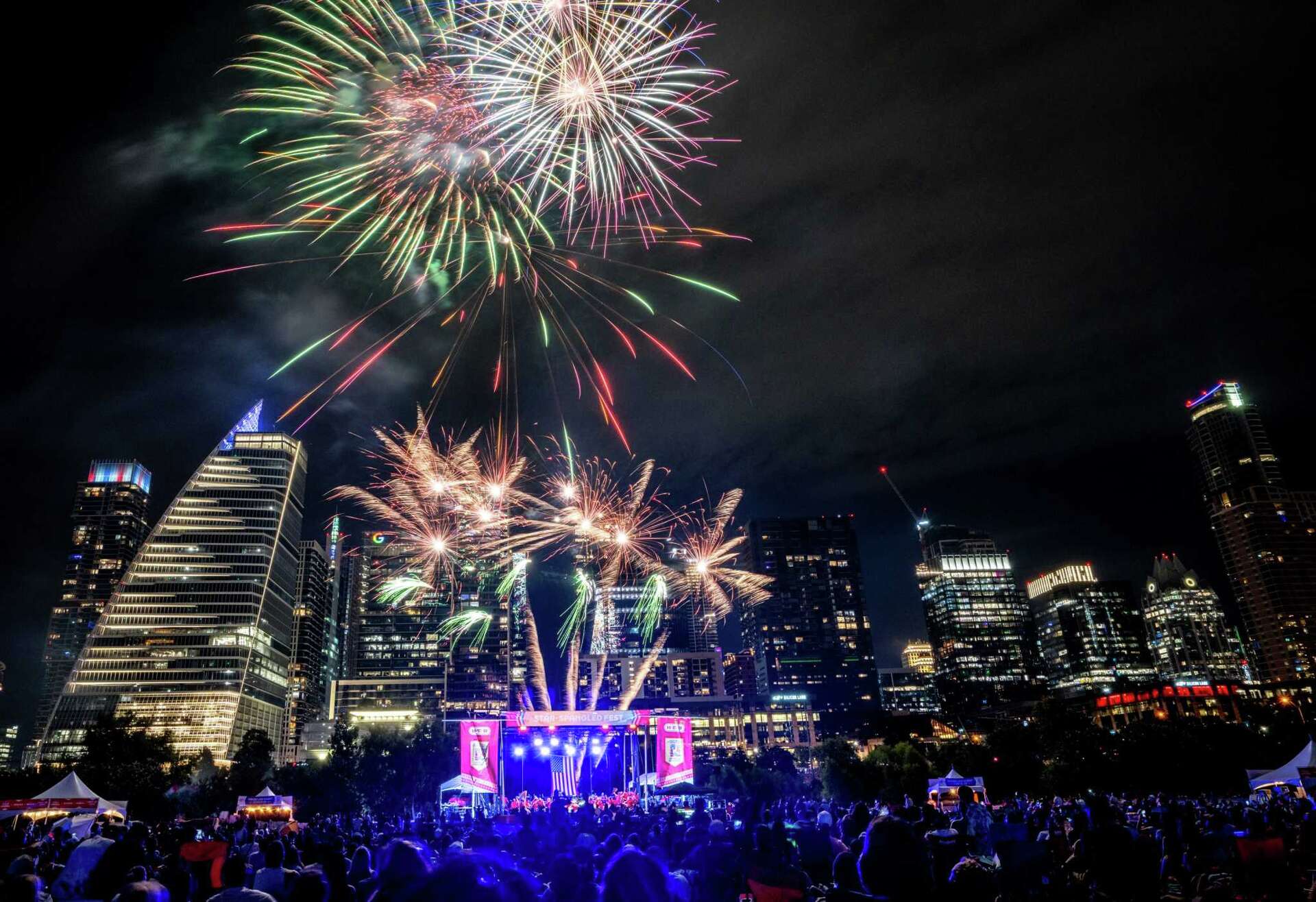 Where to watch Fourth of July fireworks in Austin area. See 2025 guide