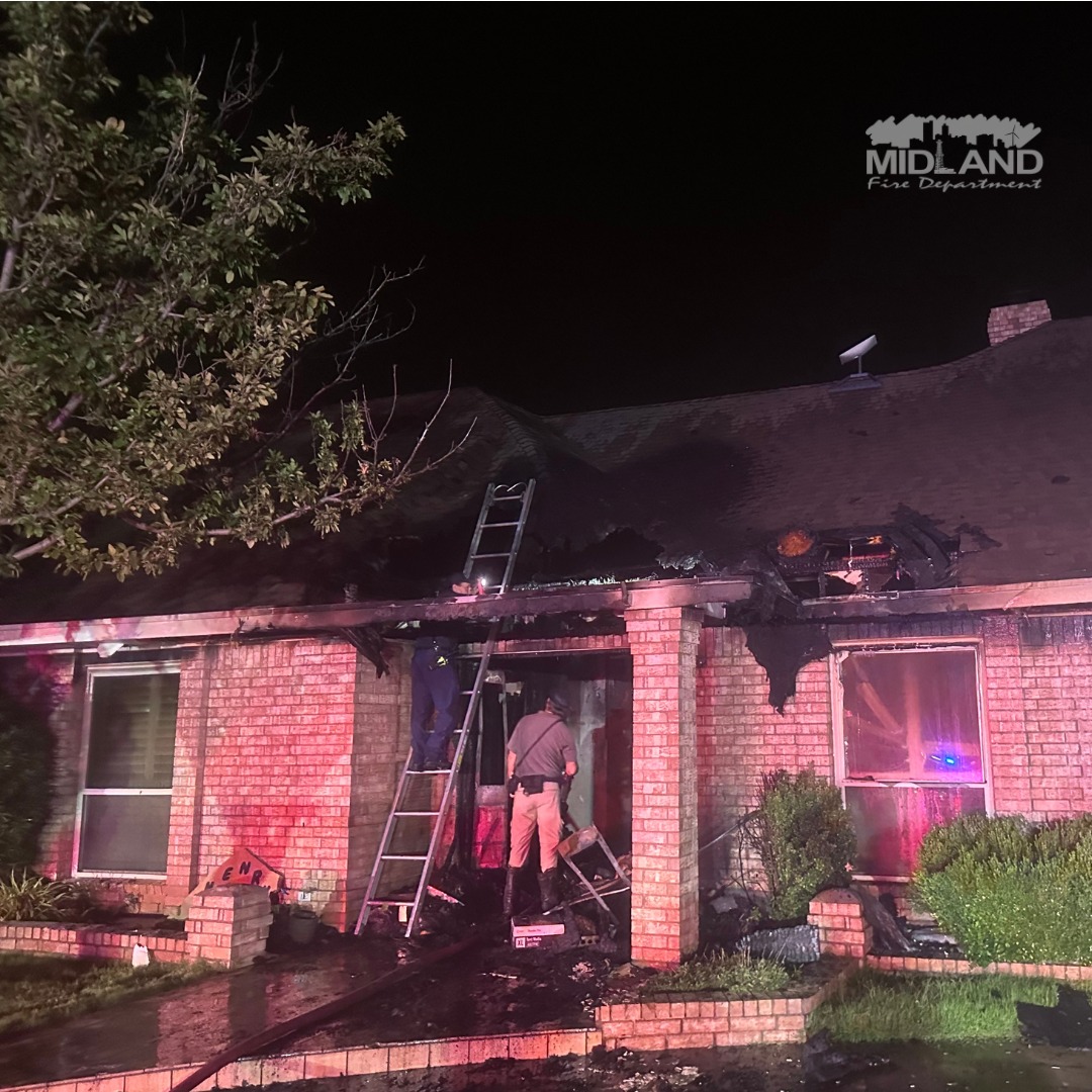 Lightning strike causes Midland house fire, displaces family