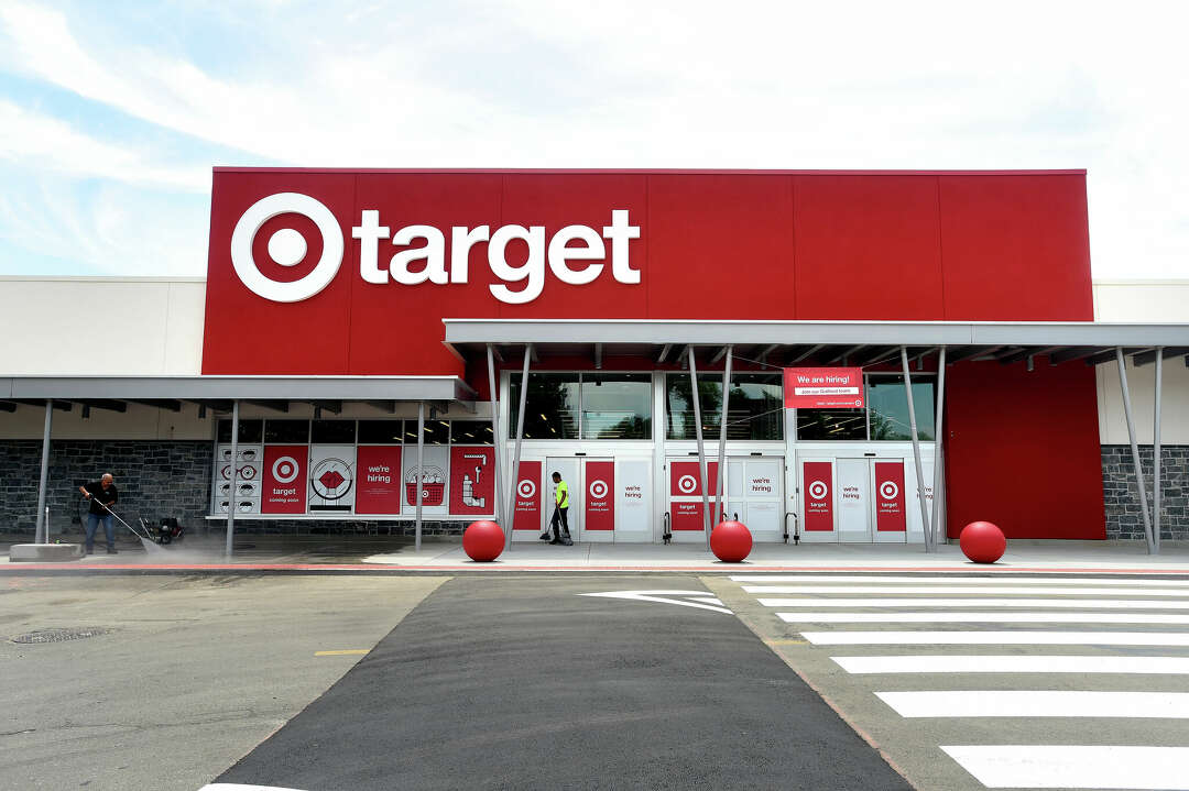 Target announces Guilford opening date at former Walmart