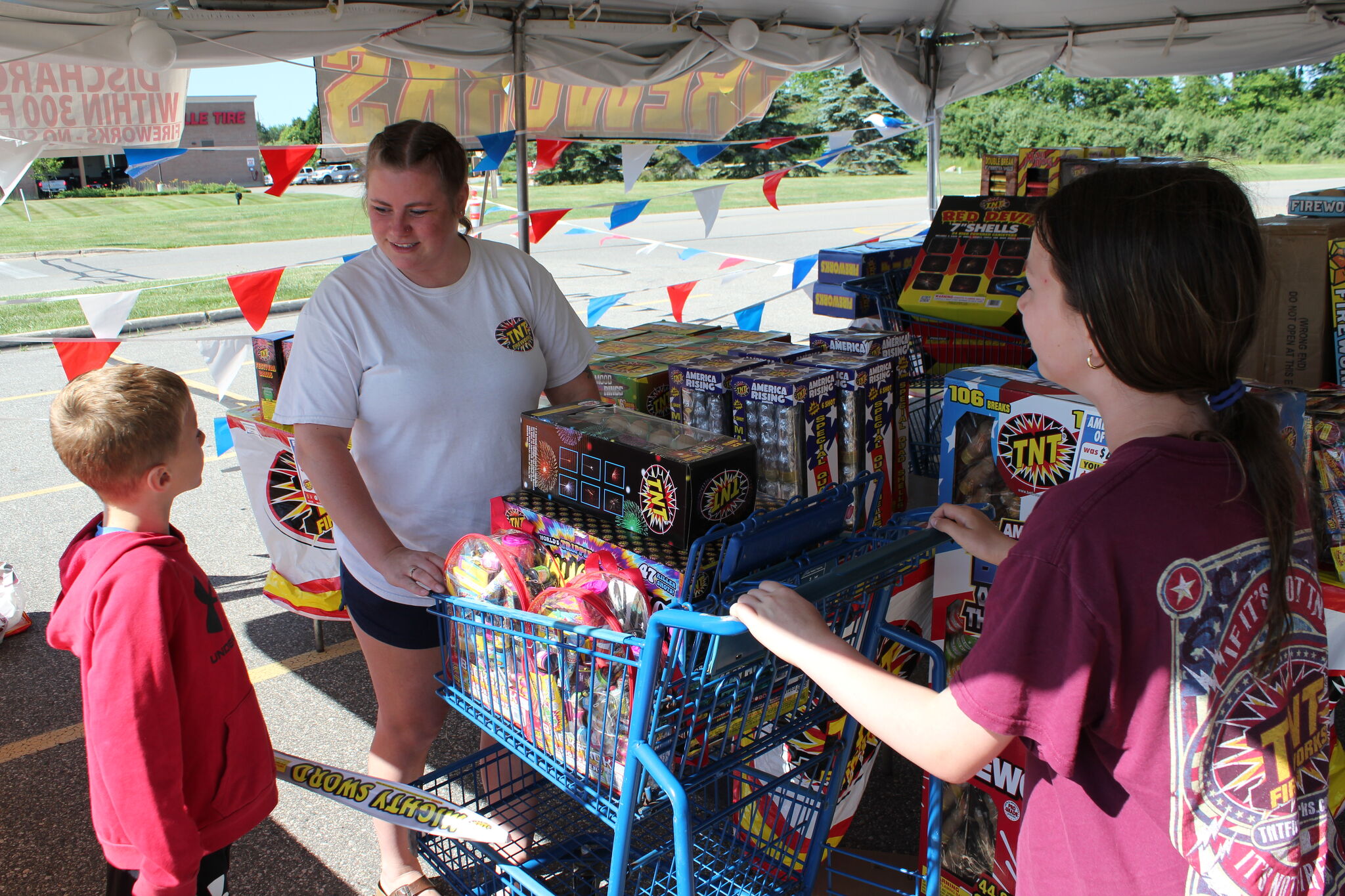 West Central Michigan fireworks stands help people ring in July 4