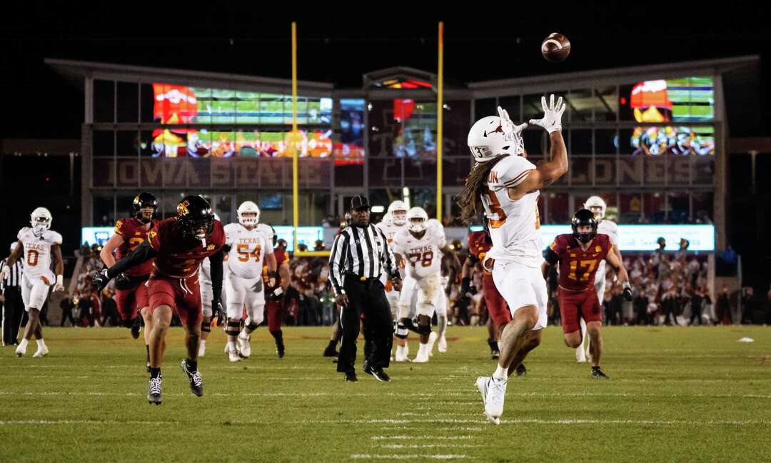 Texas moving onto Big 12 football title game after beating Iowa State