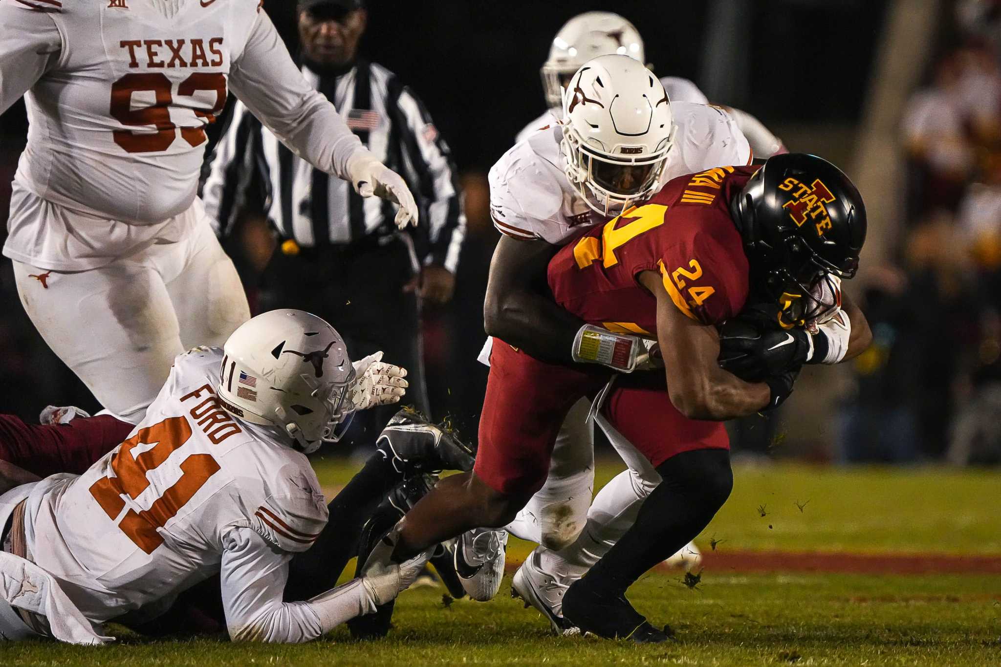 Texas Longhorns football beats Iowa State 26-16: Our takeaways