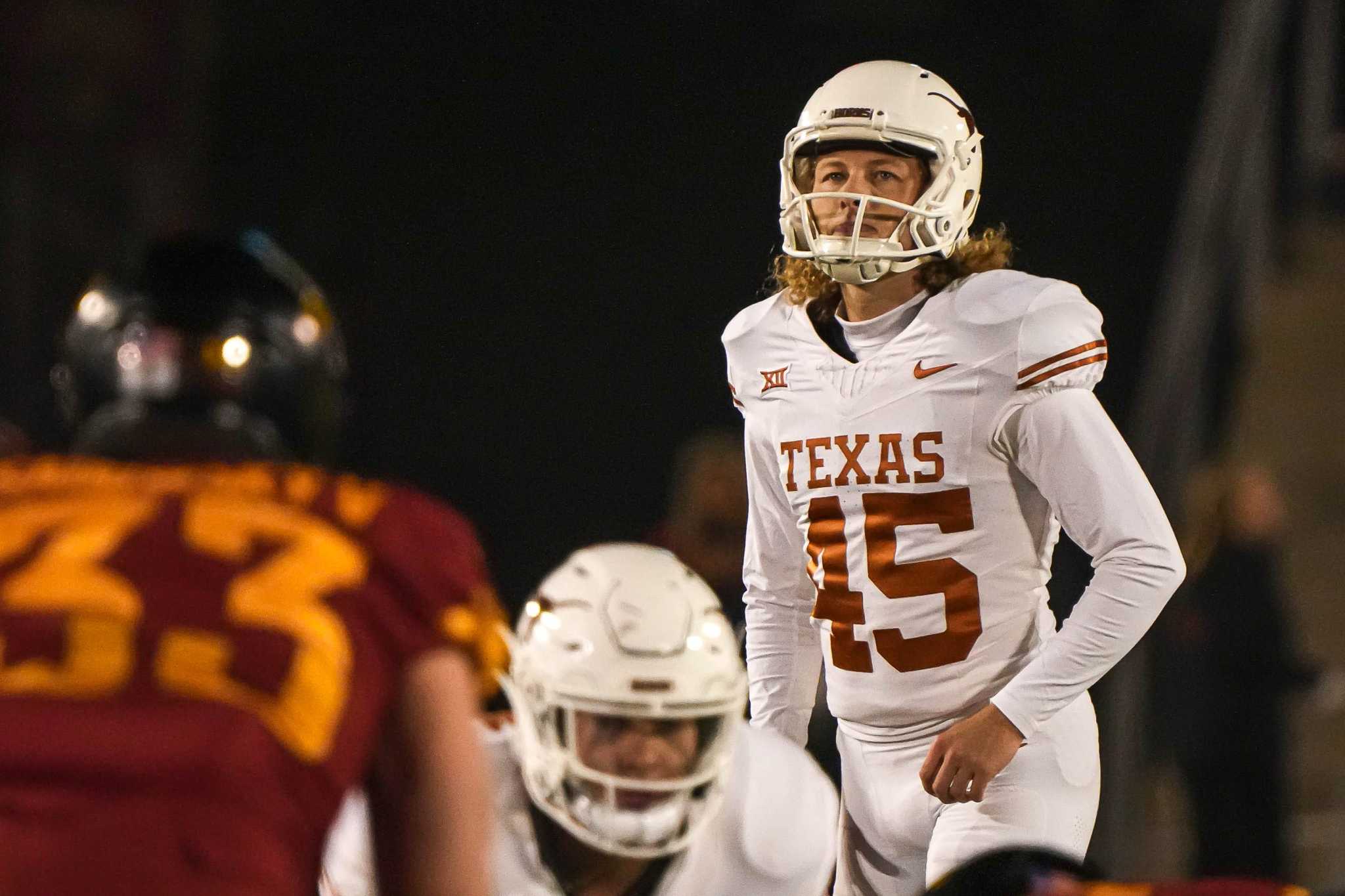 Texas Longhorns kicker Bert Auburn makes UT history against Texas Tech
