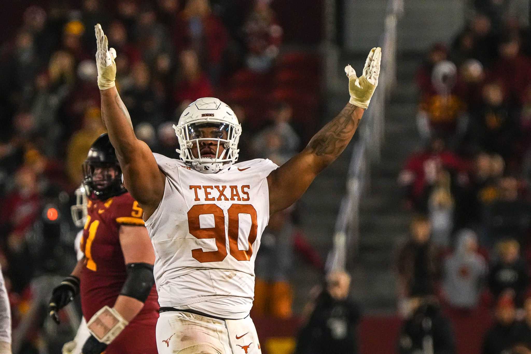 Texas football's Byron Murphy II declares for NFL draft after helping ...