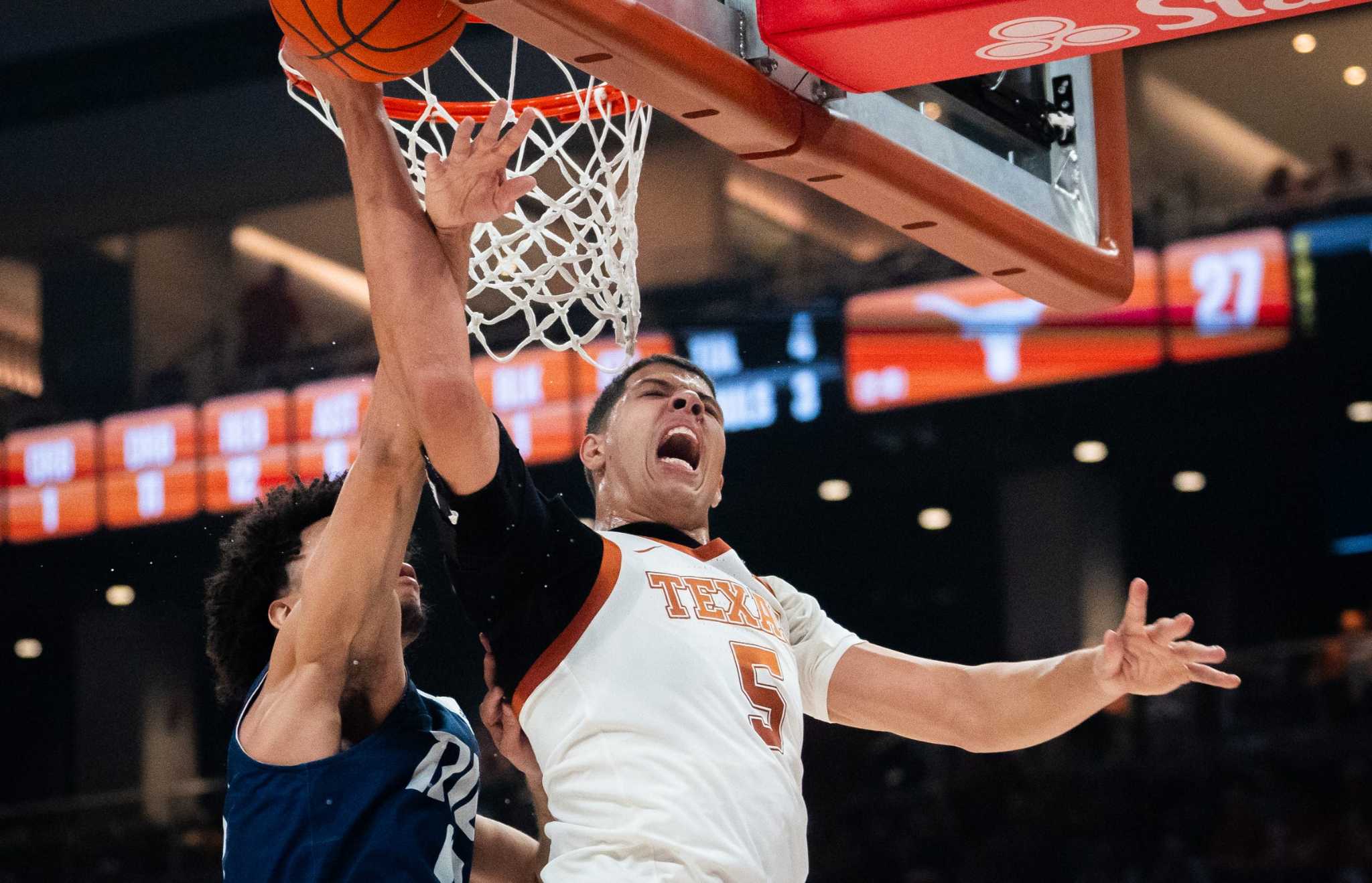 Three-point shooting propels Texas men's basketball team past Rice