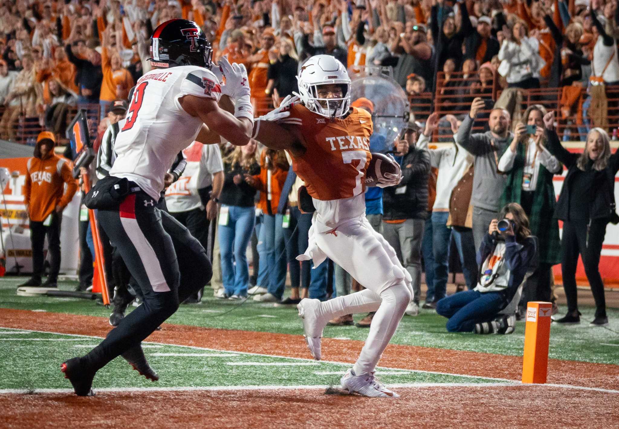 Texas path to CFP: Predictor on broadcast outlines route