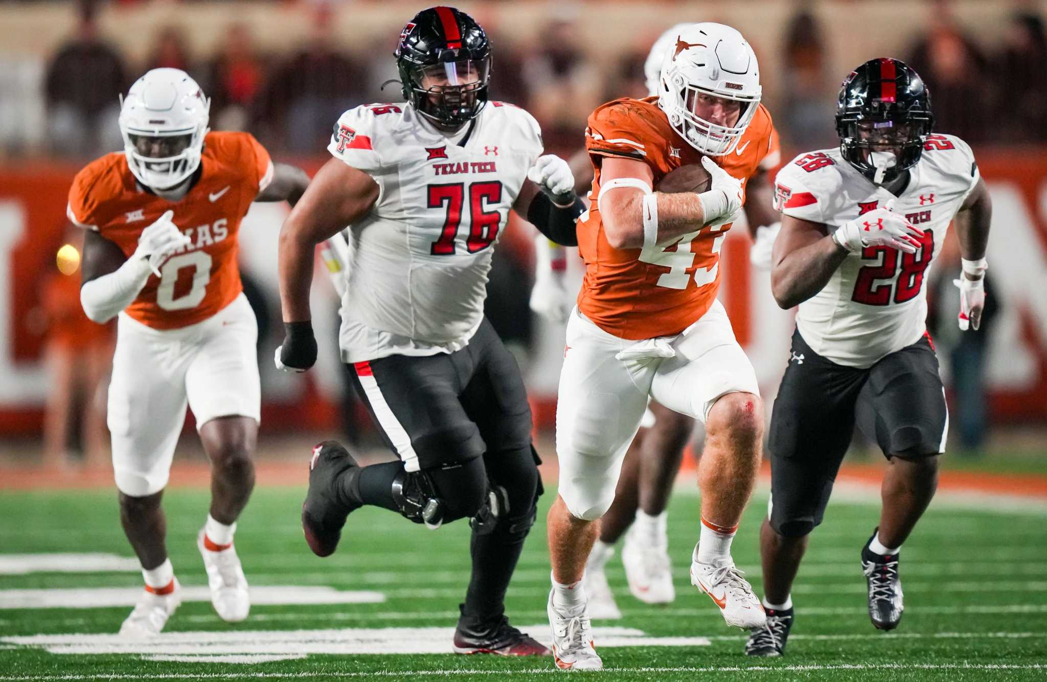Texas linebacker Jett Bush's 43-yard touchdown was a play to remember
