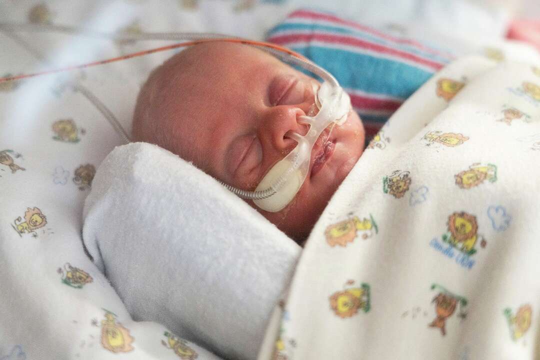 How Austin leads science in breast milk for premature babies