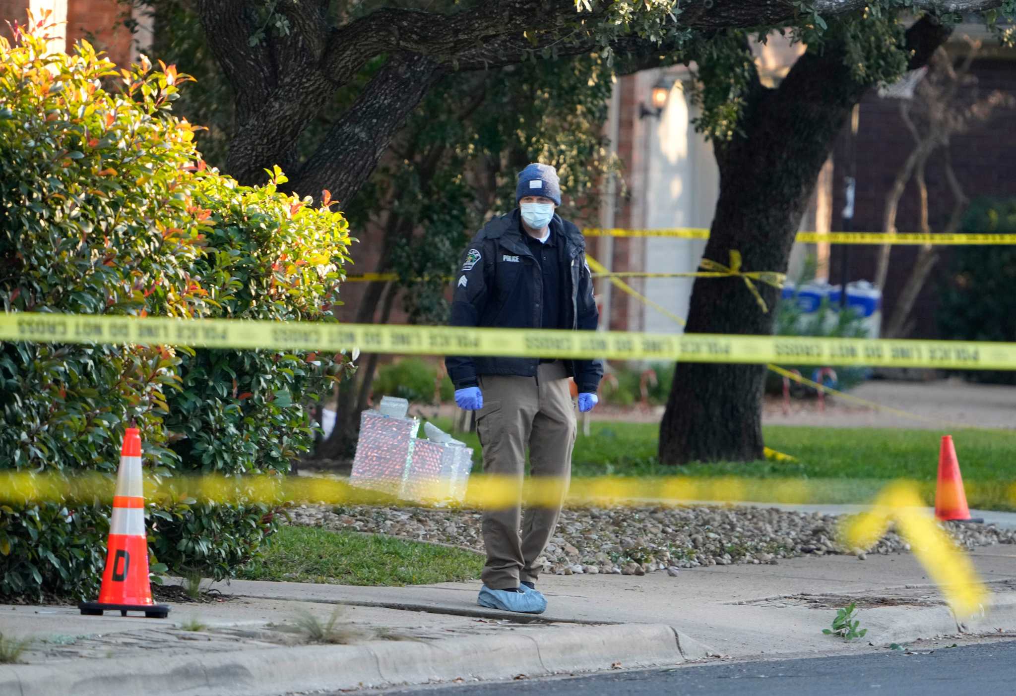 Austin shooting timeline: Man kills parents, 4 others in mass killing