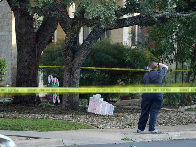 Austin police ID mother, daughter killed in shooting on Austral Loop