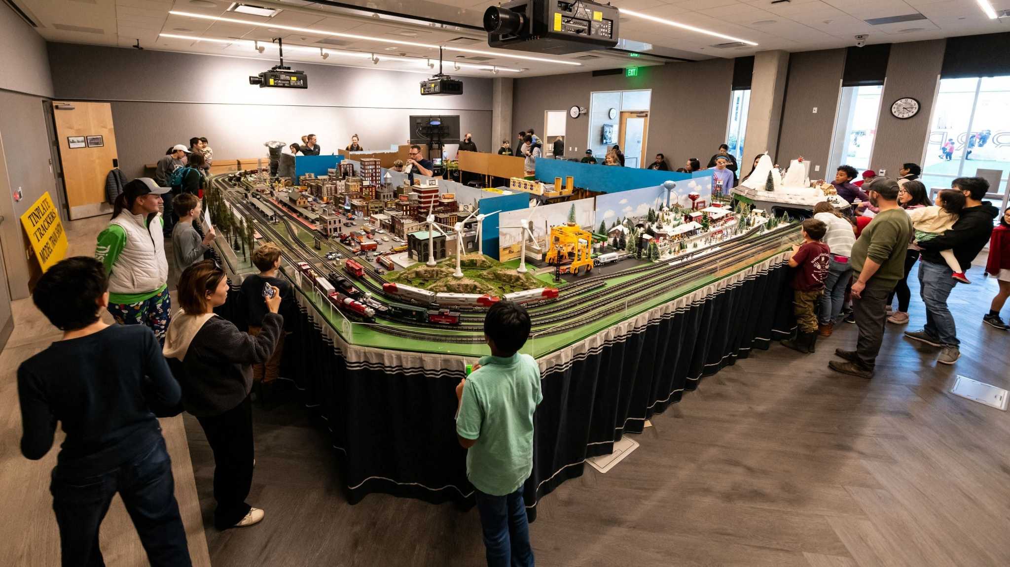 Round Rock library hosts model train exhibit